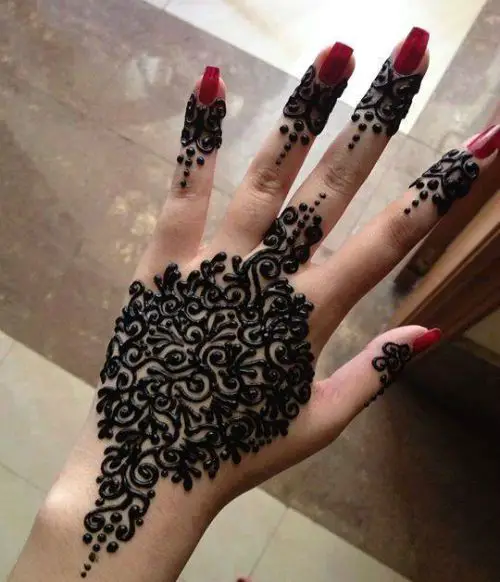 15 Best Black Mehndi Designs - Latest Collection