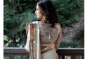 40+ Latest Blouse Back Neck Design Ideas