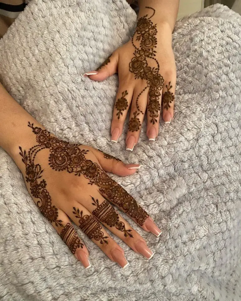 20 Latest & Beautiful Pakistani Mehndi Designs