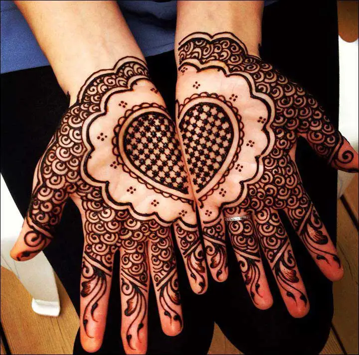 Top 20 Beautiful Dubai Mehndi Designs For Any Fuctions.