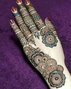 18 Beautiful Ring Mehndi Designs For Your Hands
