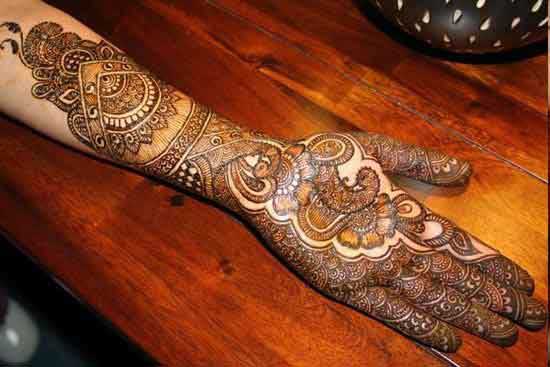 Top 20 Beautiful Engagement Mehndi Designs for Womens