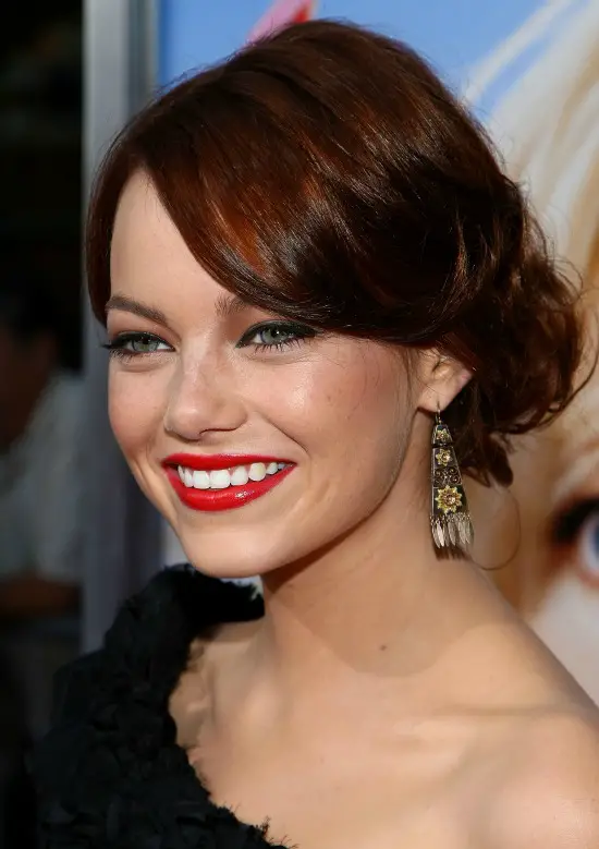 41 Stunning Emma Stone Hairstyles and Haircut Styles to Inspire You