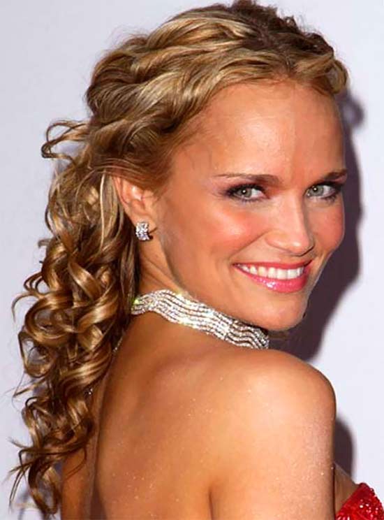 25 Gorgeous Half Updos that You'll Love!