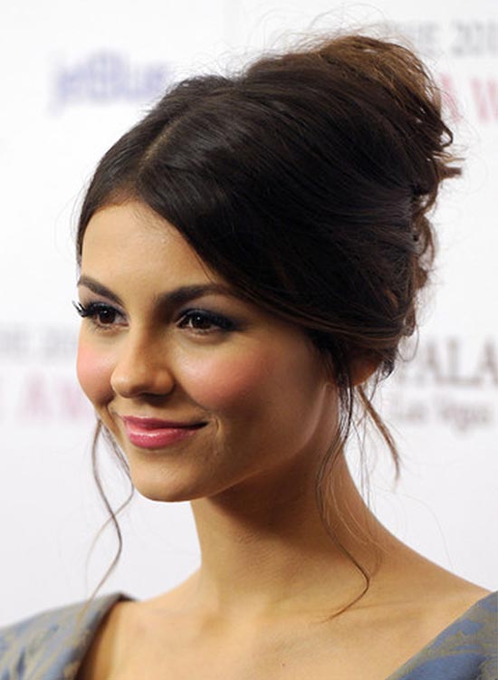 17 Gorgeous Prom Updo Hairstyles to Try Now