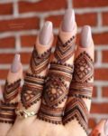 20 Simple And Easy Finger Mehndi Designs For Back Side