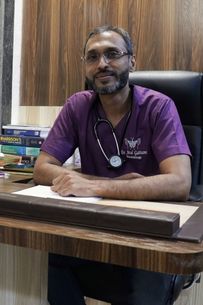 10 Best Rheumatologists In Mumbai 2025