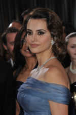 Top 24 Penelope Cruz Hairstyles & Haircuts Ideas For You To Try