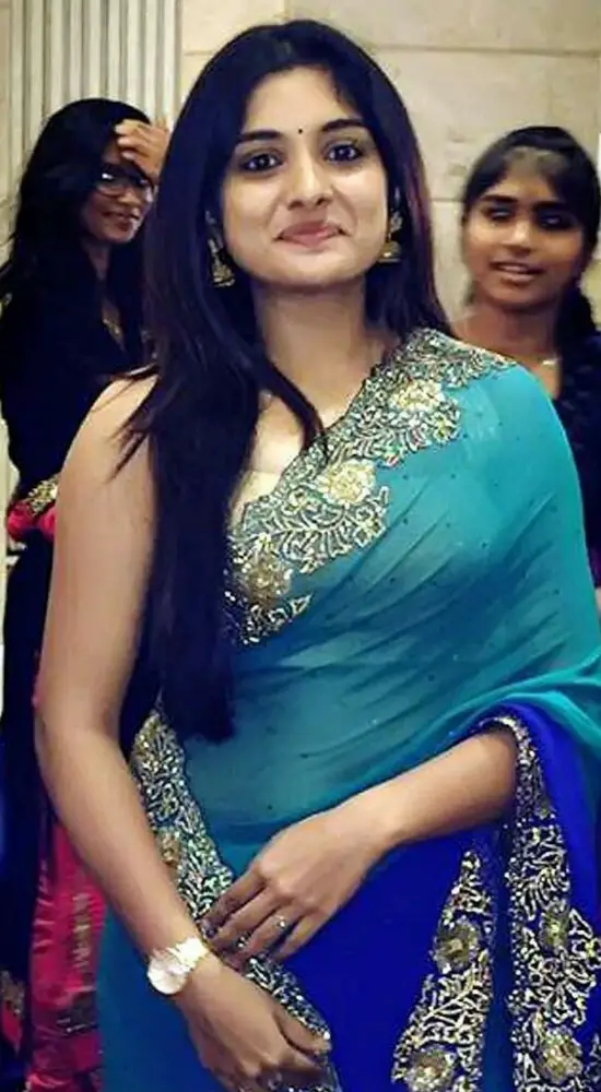 15 Beautiful Pics of Niveda Thomas In Saree