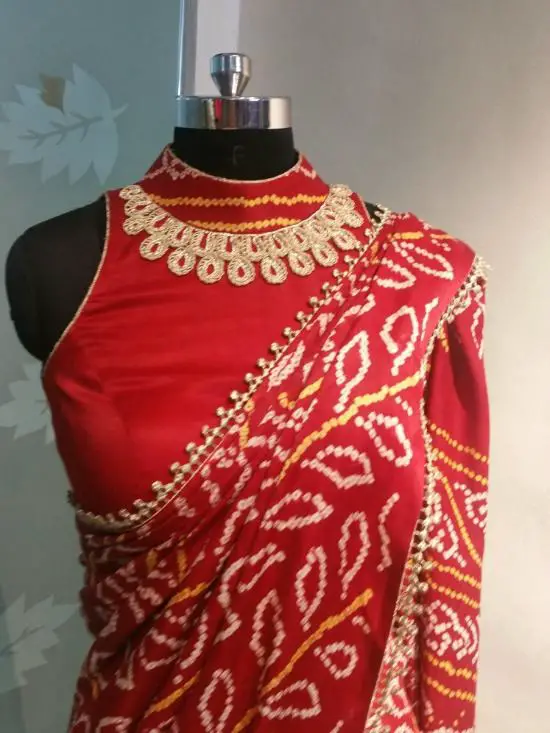 20 Gorgeous Pics of Red Saree Blouse Designs