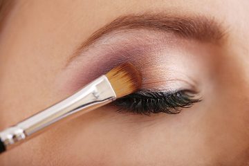 Makeup Tips For Tanned Skin - A Complete Guide In 2025
