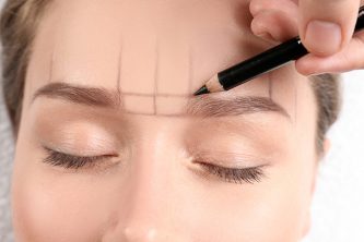 How To Fill In Eyebrows?