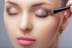 Eye Makeup Tips For Close Set Eyes - Step By Step Guide