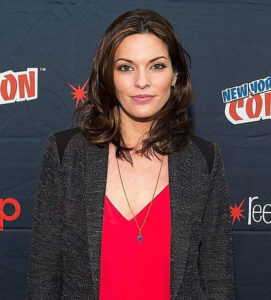Alana De La Garza – Height, Weight, Age, Movies & Family – Biography In ...