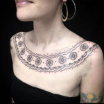 30 Cute Collarbone Tattoo Designs Eye-Catching Tattoo Ideas You'll Love