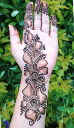 20+ Simple & Beautiful Shaded Mehndi Designs You'll Love