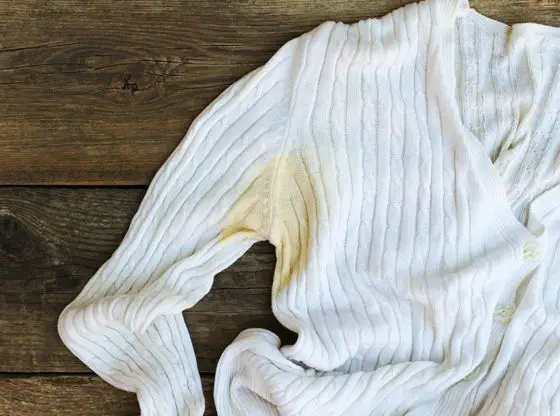 Does Cologne Stain Clothes?