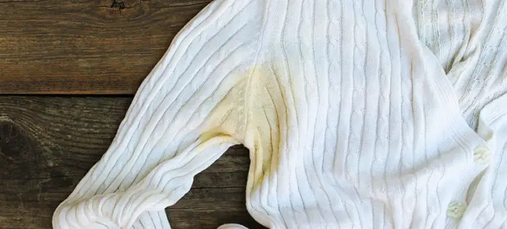 Does Cologne Stain Clothes?