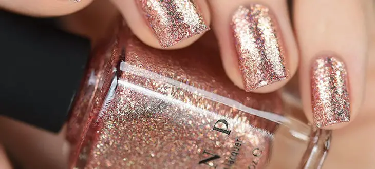 10 Best Holographic Nail Polishes and Top Coats