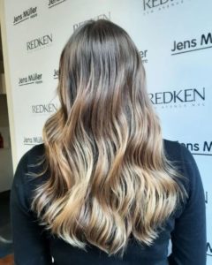 11 Best Haircut To Hide Sagging Jowls In