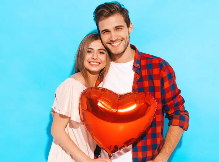 35 Ways To Make Your Girlfriend Happy