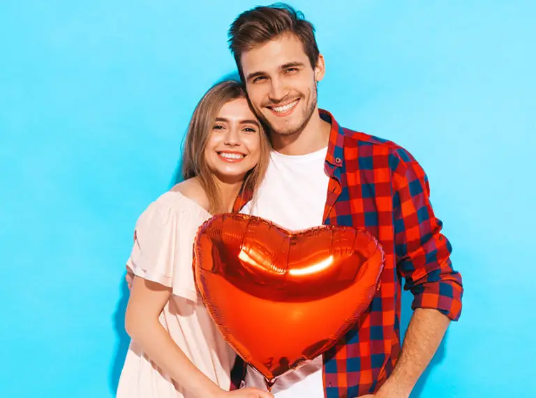 35 Ways To Make Your Girlfriend Happy