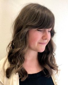 11 Best Hairstyles For Short Necks