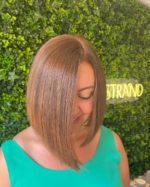 9 Best Women's Hairstyles For Receding Chin