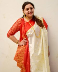 20 Blouse Designs For Fat Ladies To Look Slim 2025