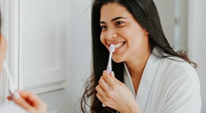 7 Best Toothpastes For Sensitive Teeth In 2026