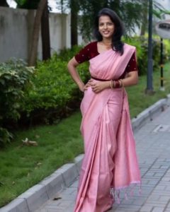 20 Velvet Blouse Design For Silk Saree