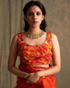 25+ Latest U-Shaped Backless Blouse Designs In 2025