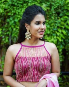 20+ Halter Neck Blouse Designs That Will Make You Turn Heads