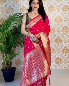 Best Blouse Colors For Pink Sarees: 21 Ideas