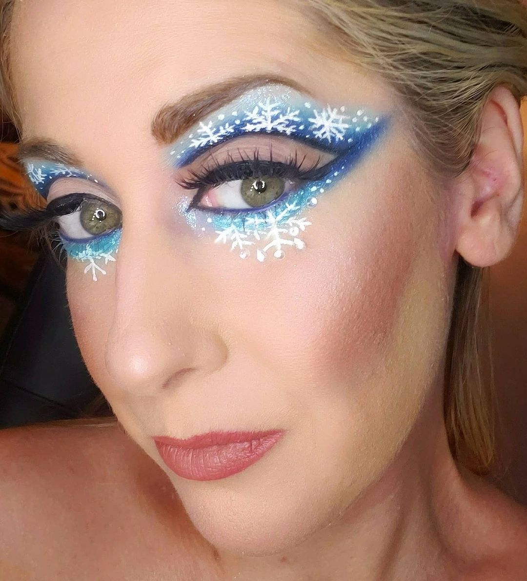 20 Enchanting Christmas Snowflake Eye Makeup Looks For A Dazzling ...