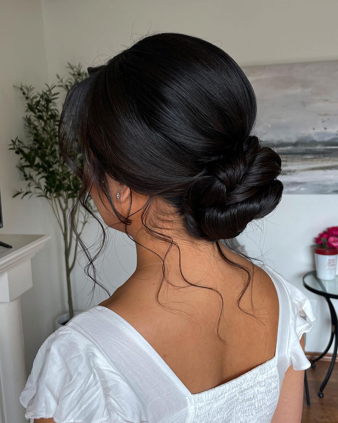 14 Exquisite Christmas Updo Hairstyles To Make A Statement In 2026