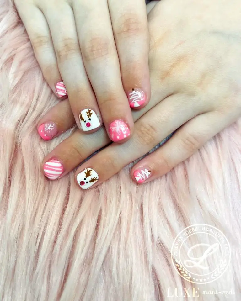 26 Delightful Christmas Nail Art Ideas For Your Kids In 2025