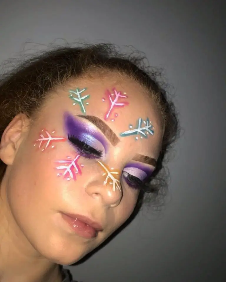 20 Enchanting Christmas Snowflake Eye Makeup Looks For A Dazzling ...