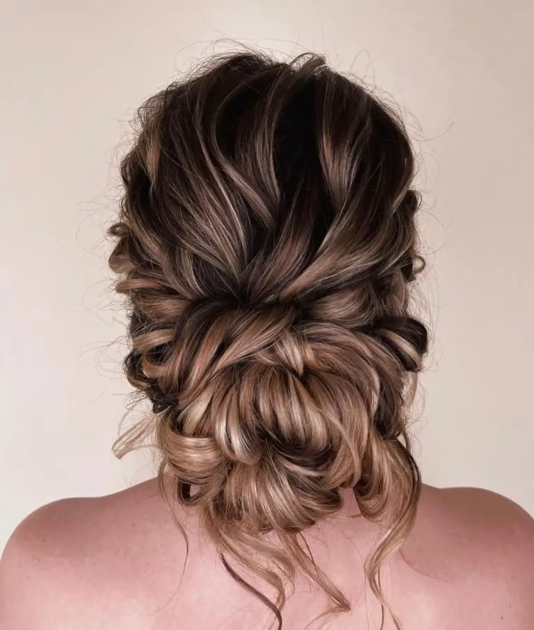 14 Exquisite Christmas Updo Hairstyles To Make A Statement In 2026